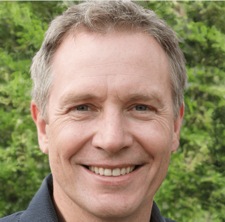 Cracker Toppings: From Classic to Gourmet Snack Ideas